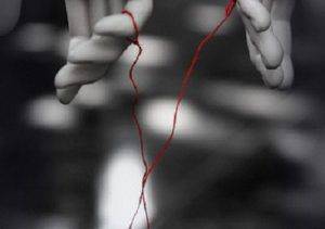 La légende du fil rouge : le petit doigt de chacun est attaché à une ...